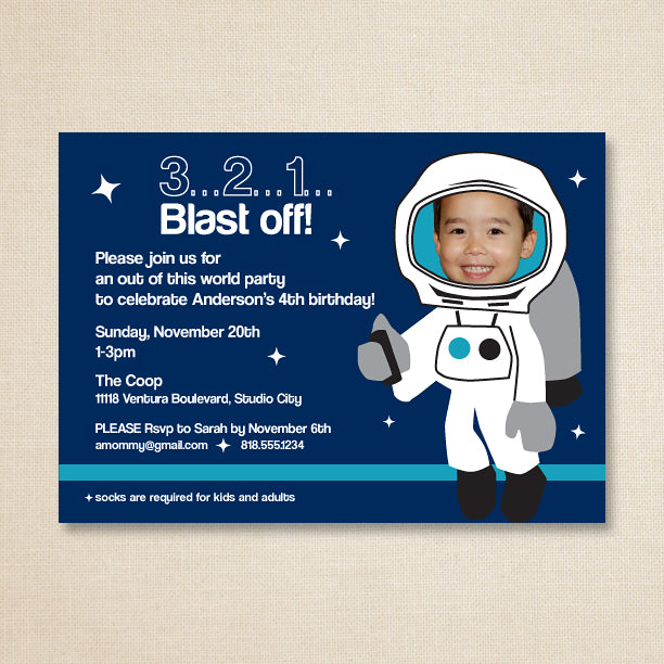 Astronaut Space Birthday Invitation – Papermints